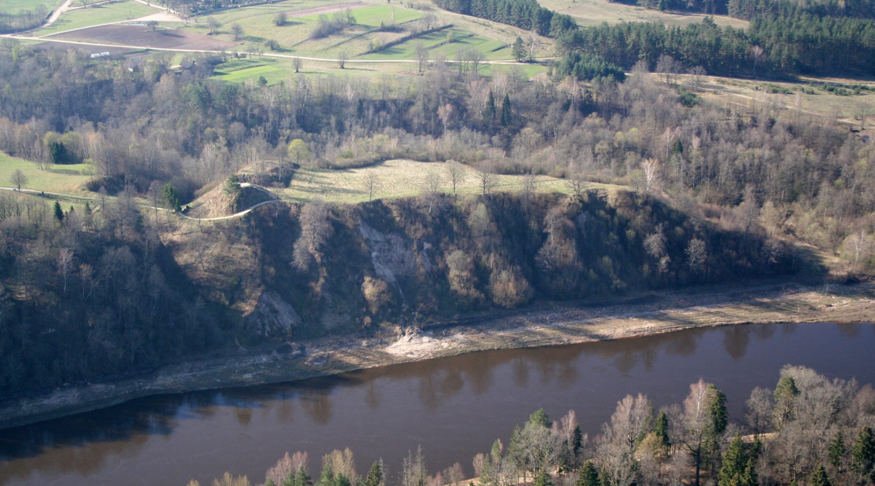Punios piliakalnis - Pažink Dzūkiją